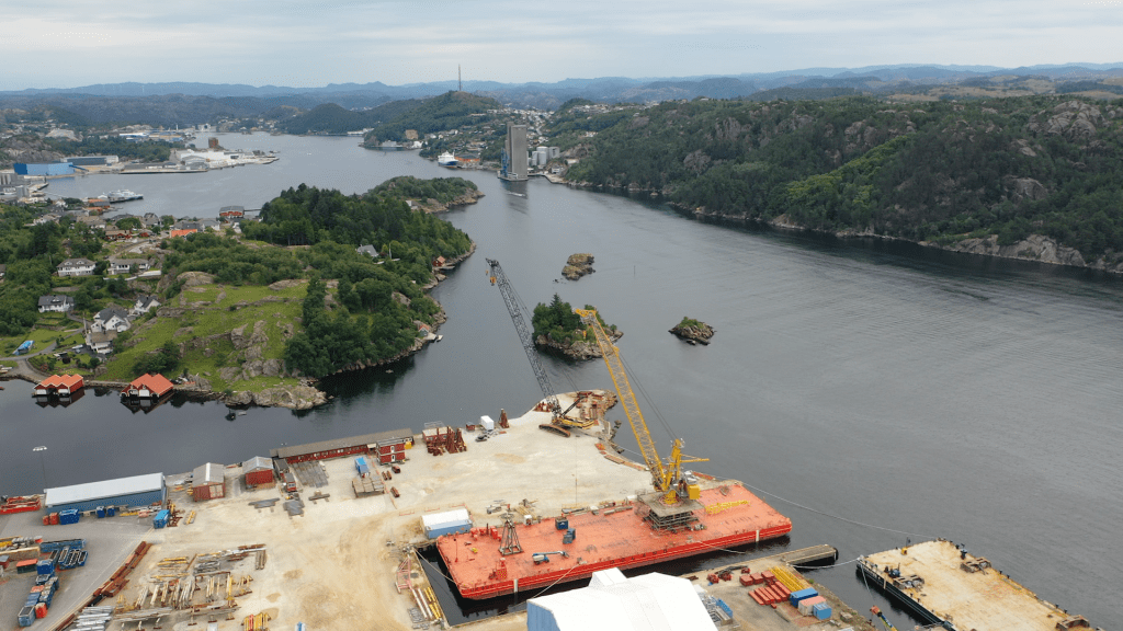 Successful first full-size test of remote crane control system ...